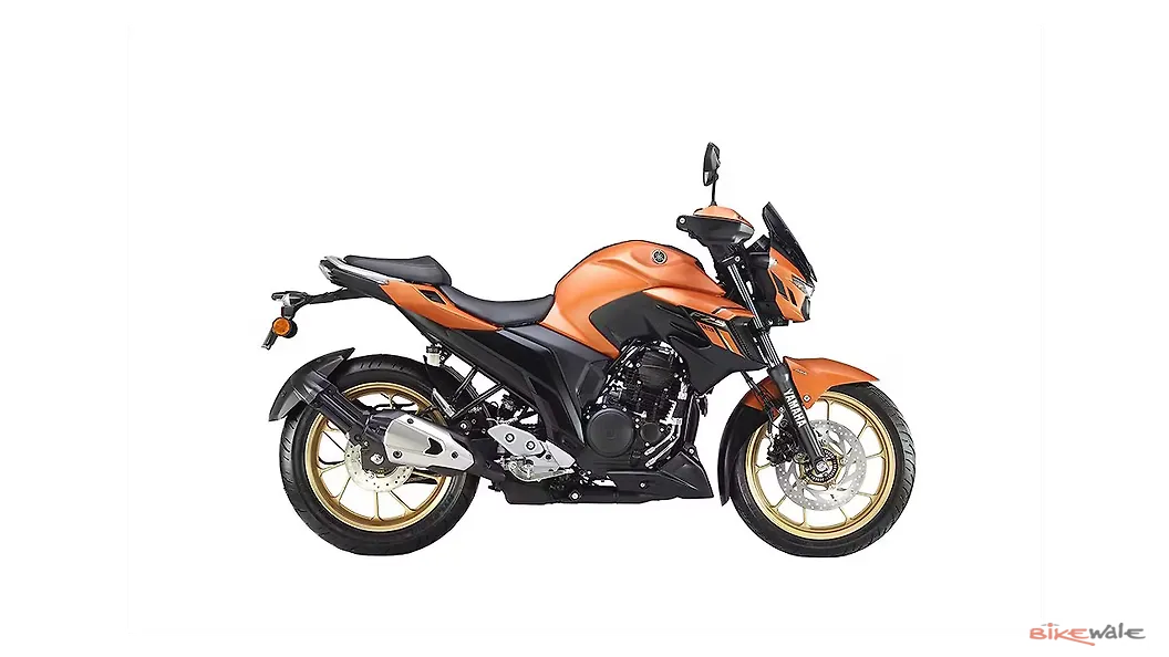 Yamaha FZ25 Left Rear Three Quarter Image – BikeWale