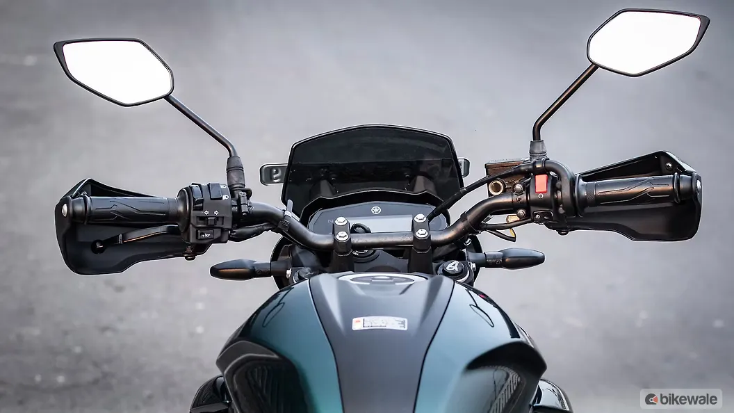Yamaha FZ25 Handlebar Image – BikeWale