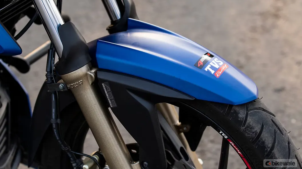 TVS Apache RTR 200 4V Fuel Tank Image – BikeWale
