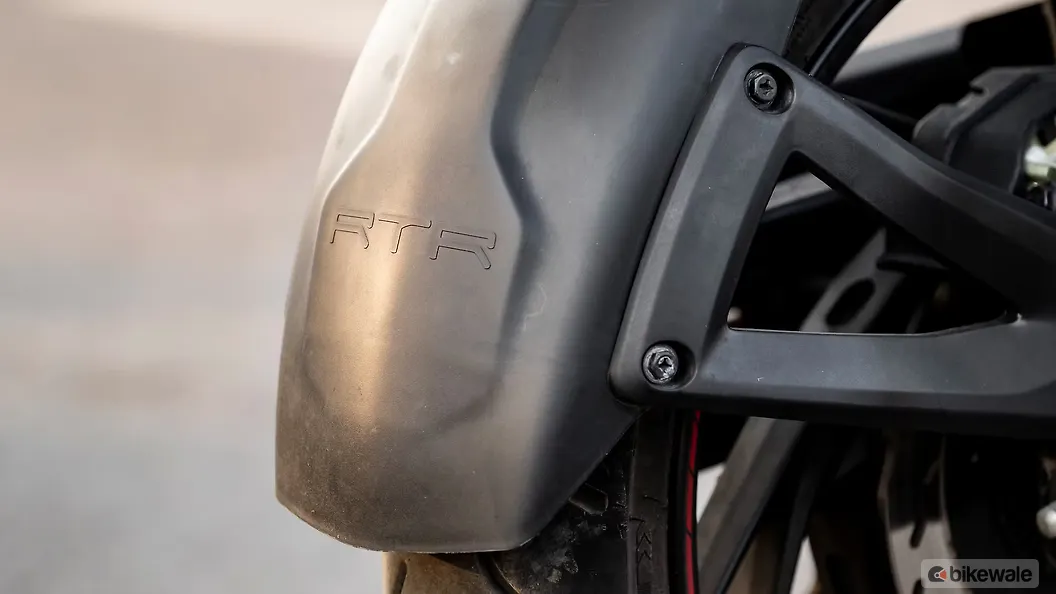 TVS Apache RTR 200 4V Fuel Tank Image – BikeWale