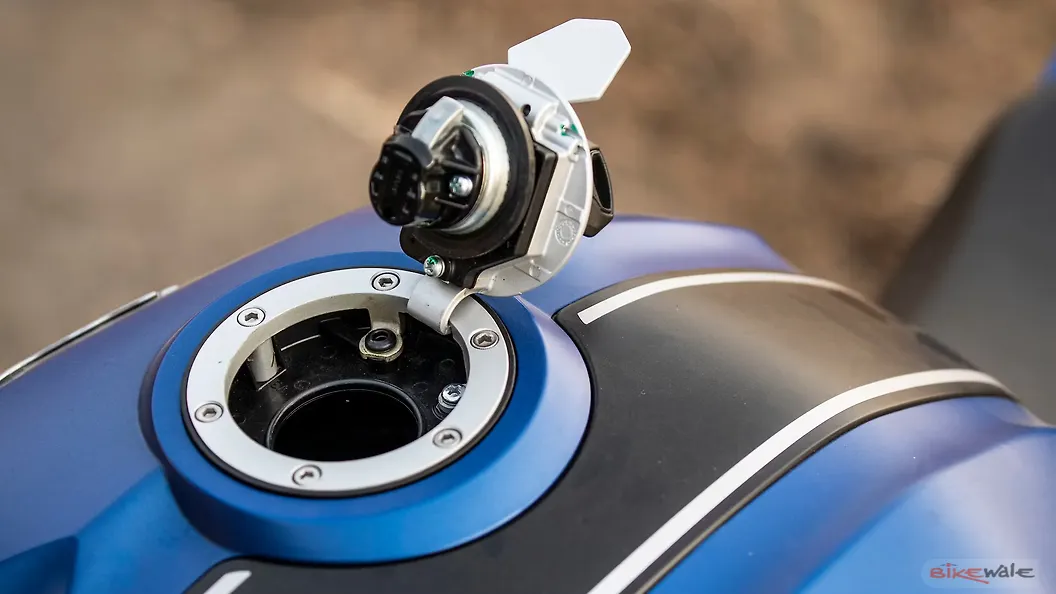 TVS Apache RTR 200 4V Fuel Tank Image – BikeWale