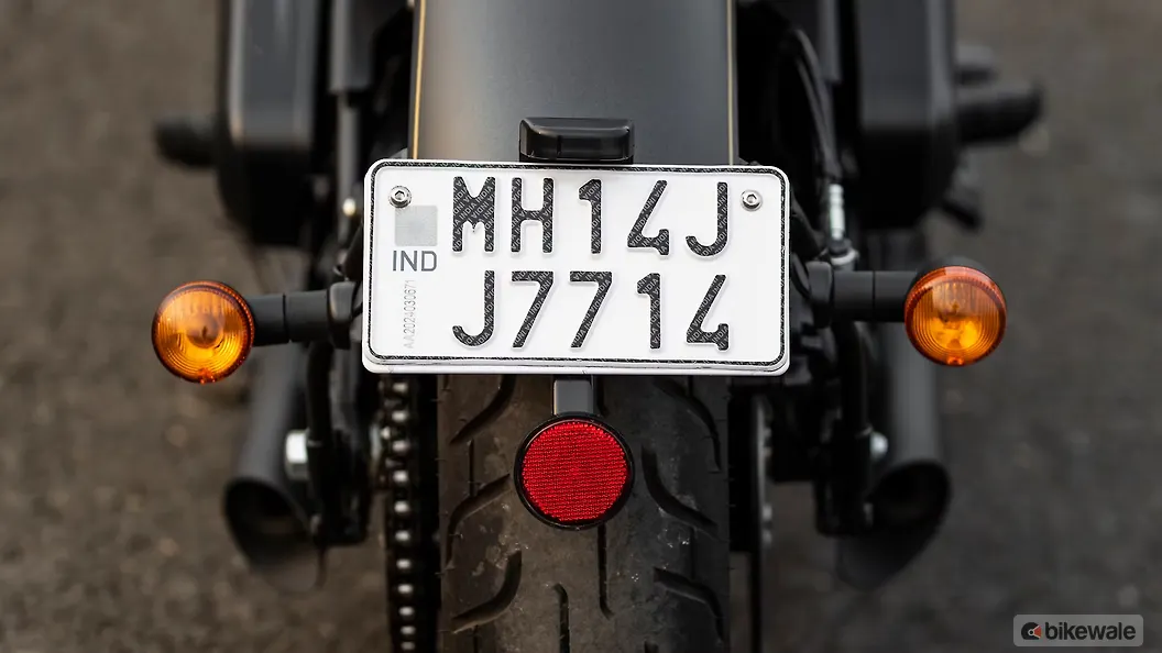 Jawa Perak Number Plate Lamp Image – BikeWale