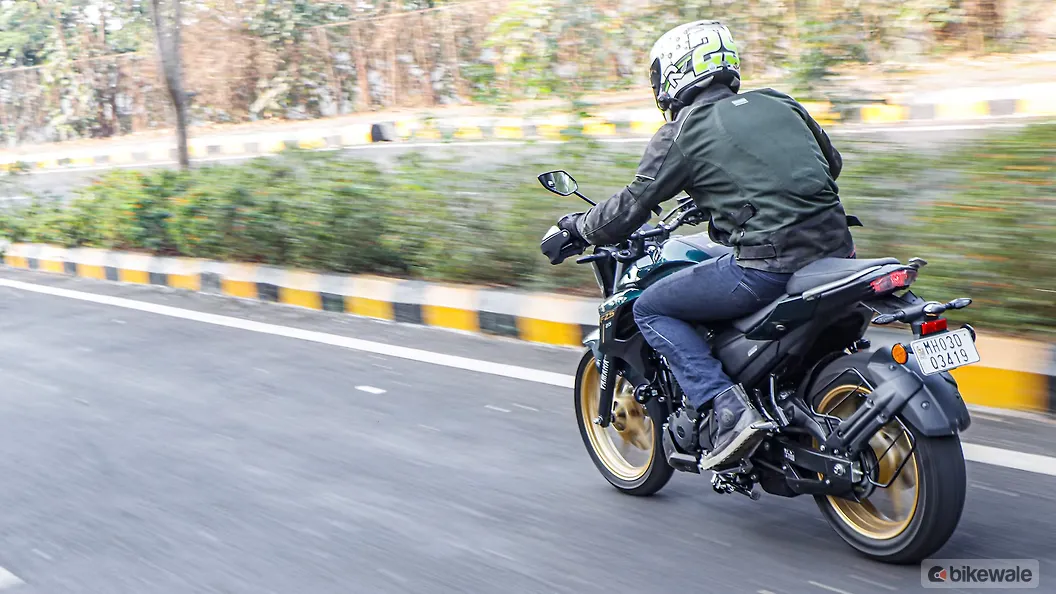 Yamaha FZ25 Rear View Image – BikeWale