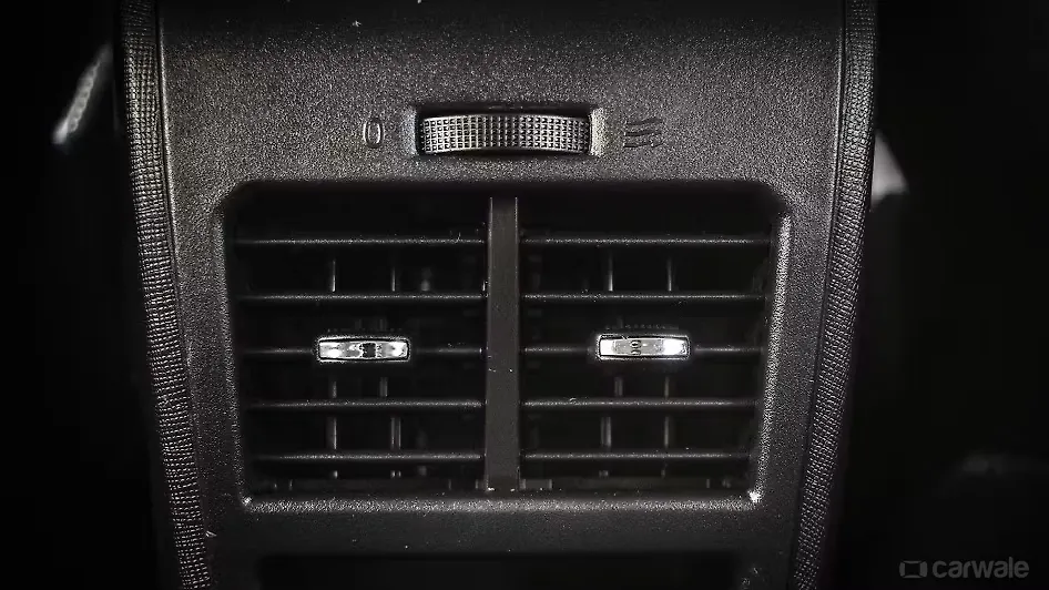 Altroz Rear Row Air Vent Image, Altroz Photos in India - CarWale