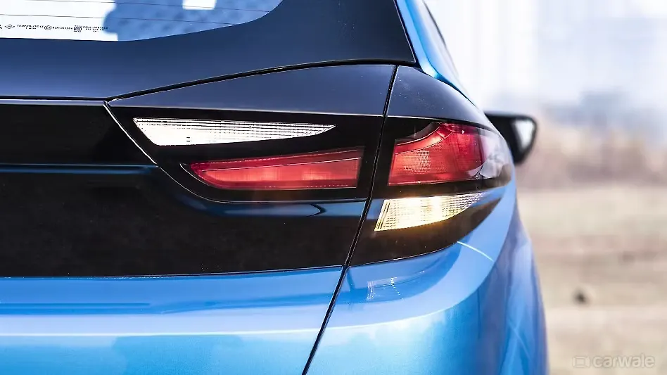 Altroz Rear Signal/Blinker Light Image, Altroz Photos in India - CarWale