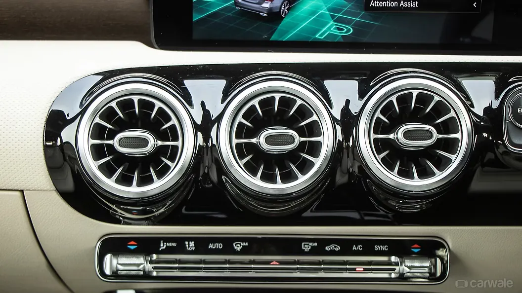 A-Class Limousine Front Centre Air Vents Image, A-Class Limousine ...