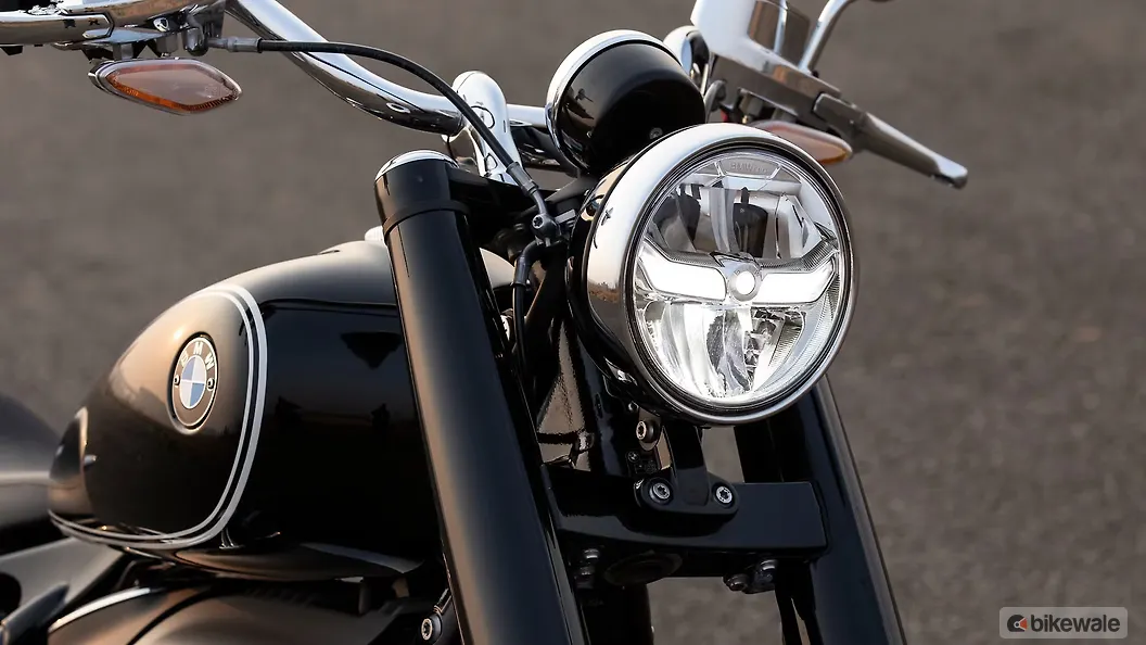 BMW R18 Side Stand Image – BikeWale