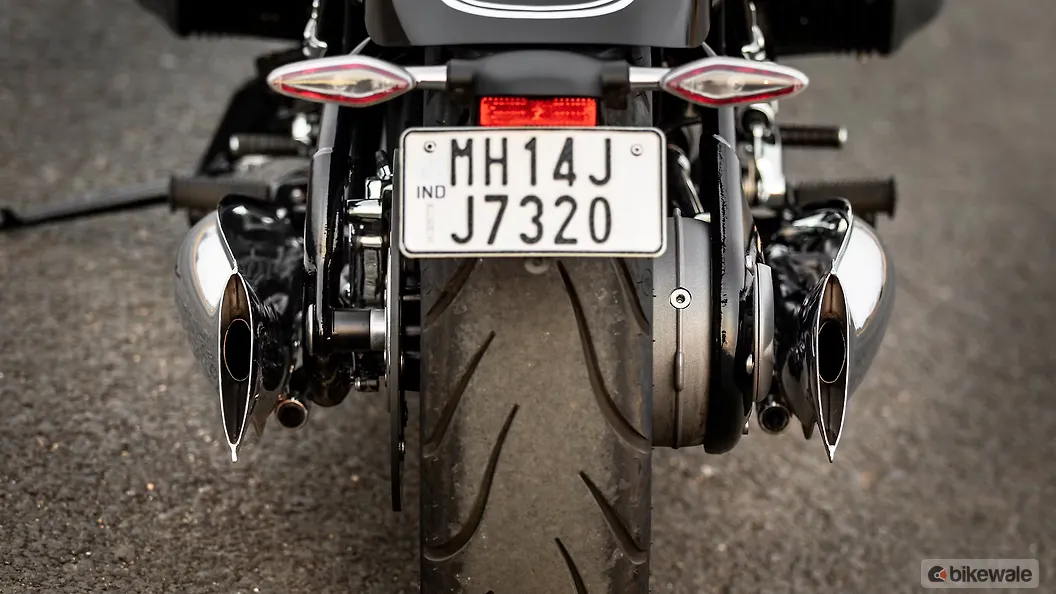 BMW R18 Left Side View Image – BikeWale