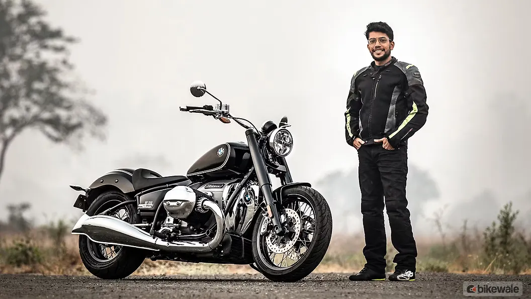 BMW R18 Rear Reflex Reflector Image – BikeWale