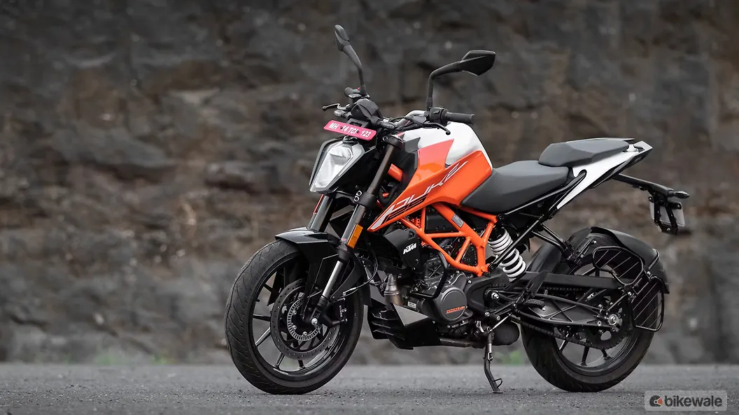 KTM 125 Duke [2021] Left Side View Image – BikeWale