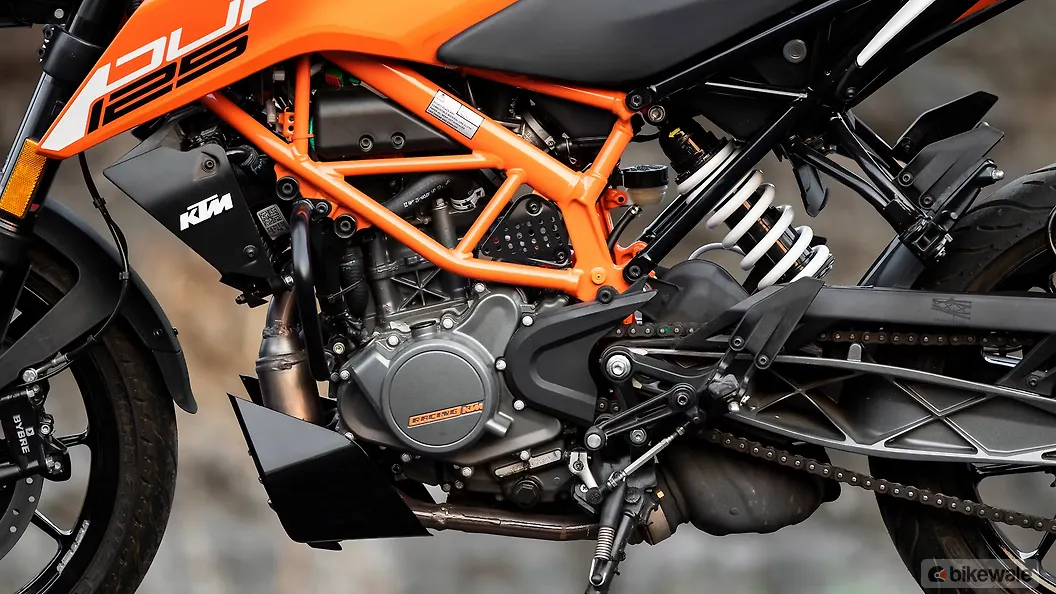 KTM 125 Duke [2021] Left Side View Image – BikeWale