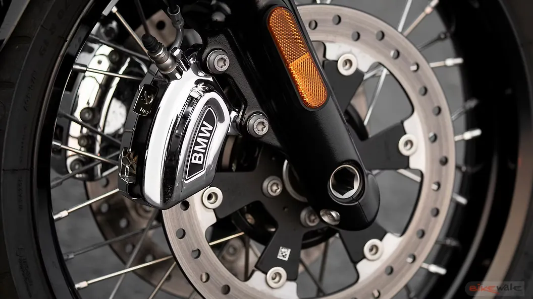 BMW R18 Bar End weight Image – BikeWale