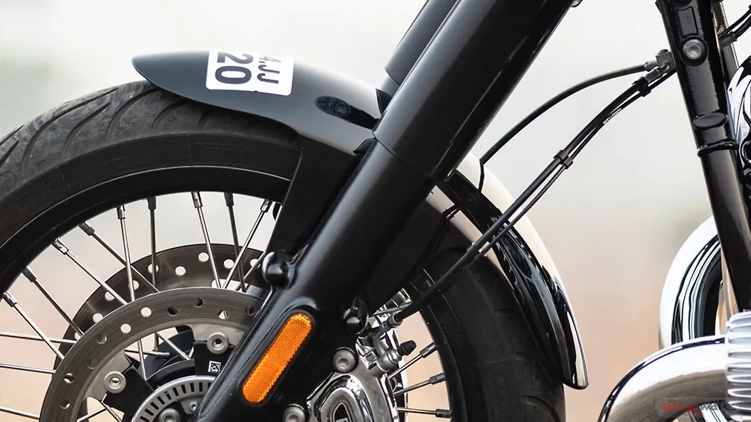 BMW R18 Front Mudguard Image – BikeWale