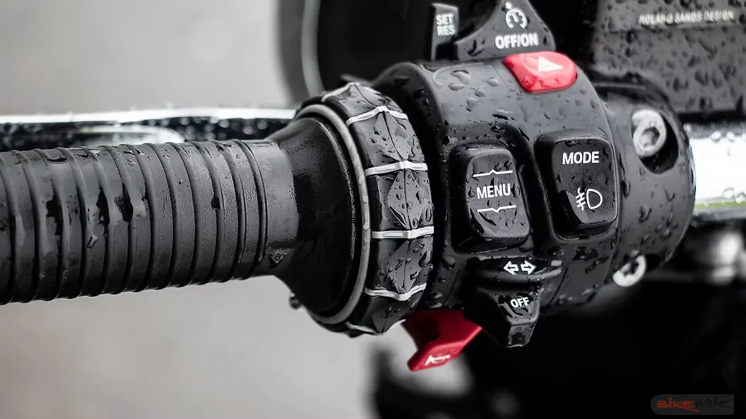 BMW R18 Riding Modes Switch Image – BikeWale