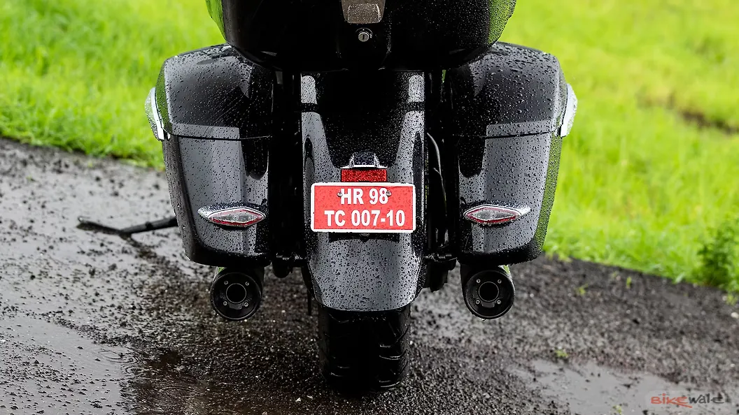 BMW R18 Rear Tyre Image – BikeWale