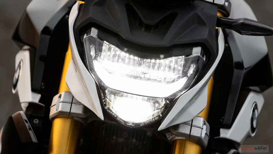 BMW G 310 R [2021] Daytime Running Lamp Image – BikeWale