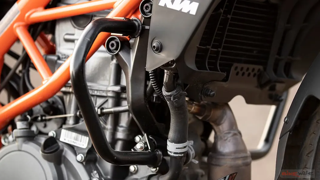 KTM 125 Duke [2021] Engine From Right Image – BikeWale