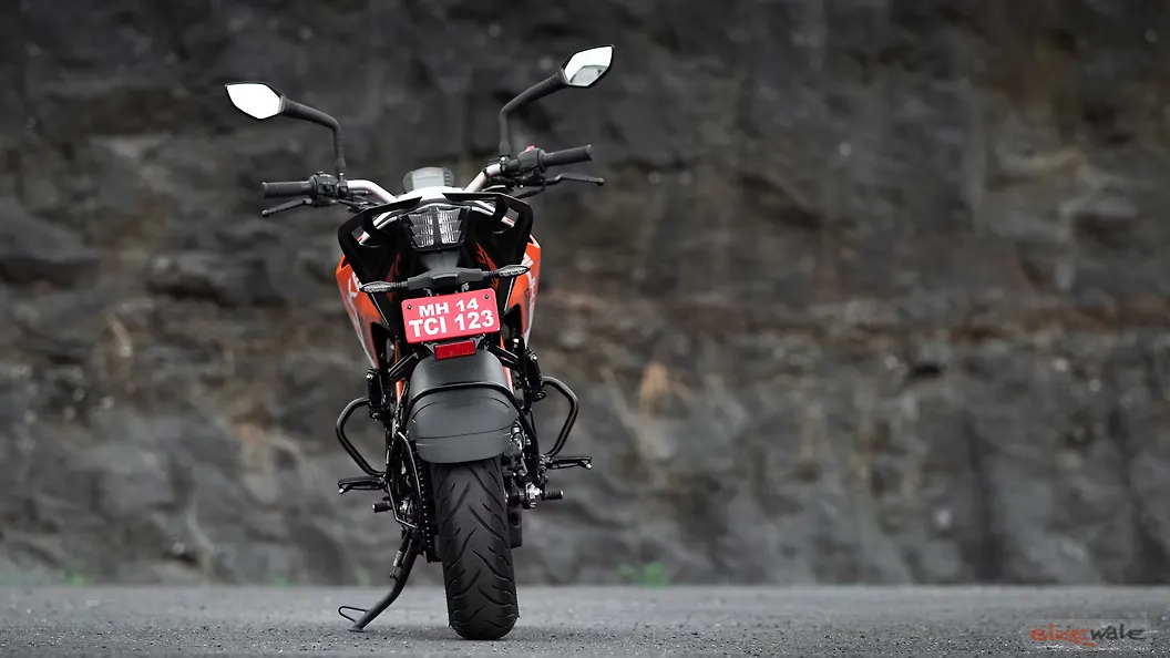 Images of KTM 125 Duke [2021] | Photos of 125 Duke [2021] - BikeWale