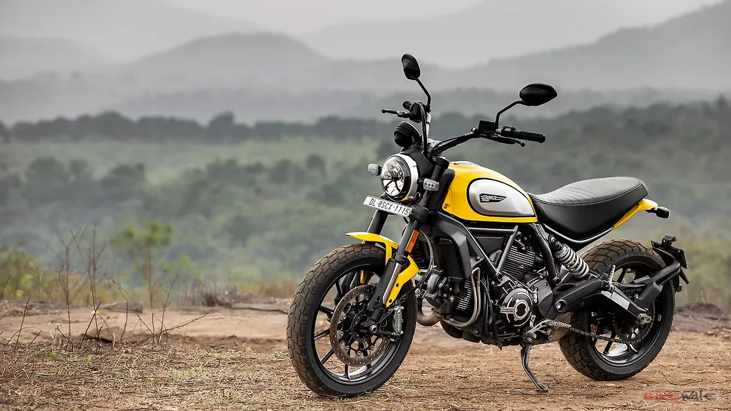 Ducati Scrambler Icon [2020-2022] Right Side View Image – BikeWale