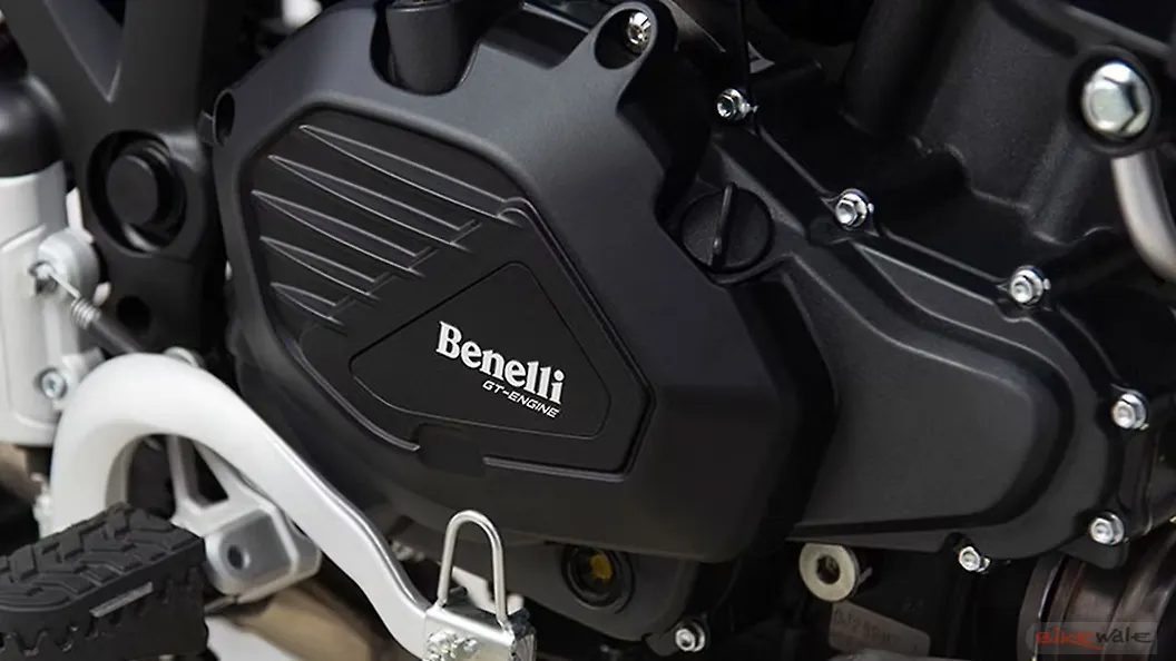 Benelli TRK 502X Oil Cap/Dipstick Image – BikeWale