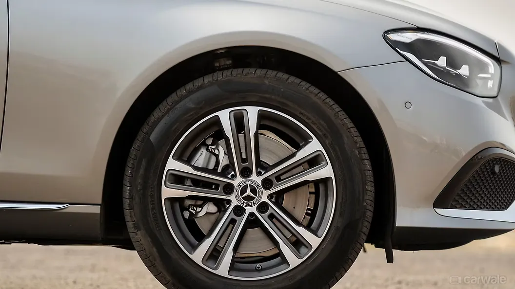 E-Class Wheel Image, E-Class Photos in India - CarWale