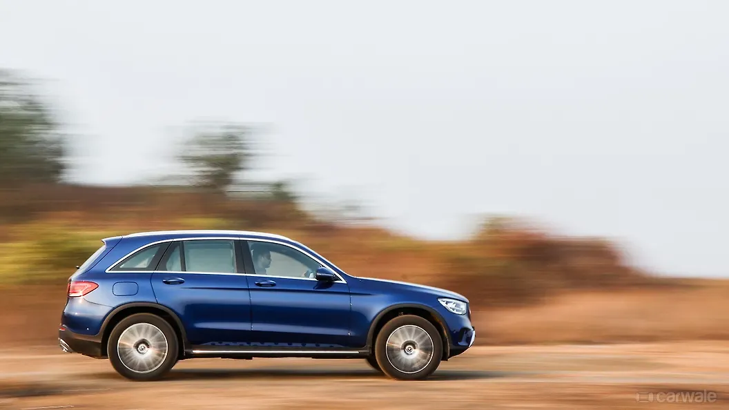 GLC Right Side View Image, GLC Photos in India - CarWale