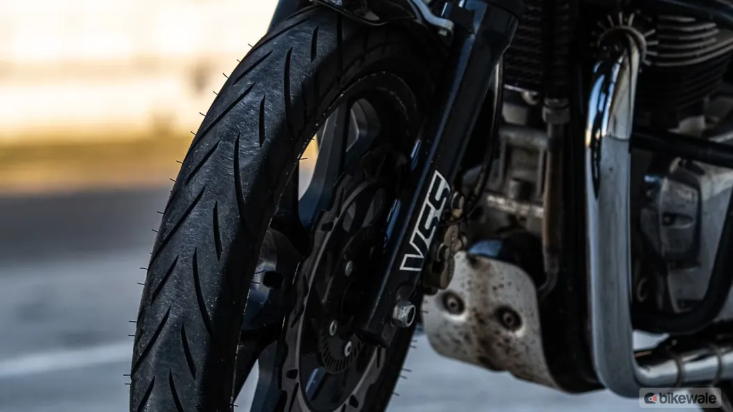 Royal Enfield Interceptor 650 Right Side View Image – BikeWale