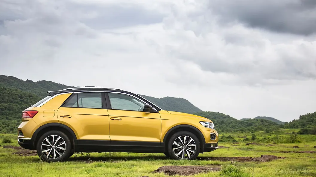 T-Roc Right Side View Image, T-Roc Photos in India - CarWale