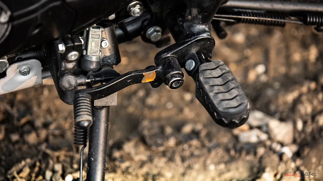 Royal Enfield Himalayan Clutch Lever Adjuster Image – BikeWale