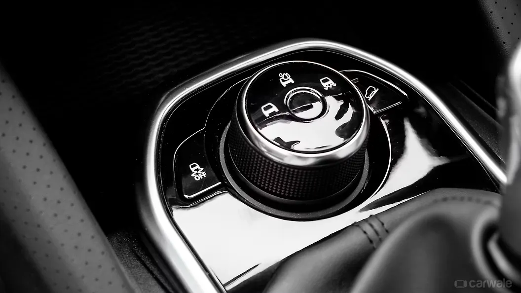 Safari Drive Mode Buttons/Terrain Selector Image, Safari Photos in ...