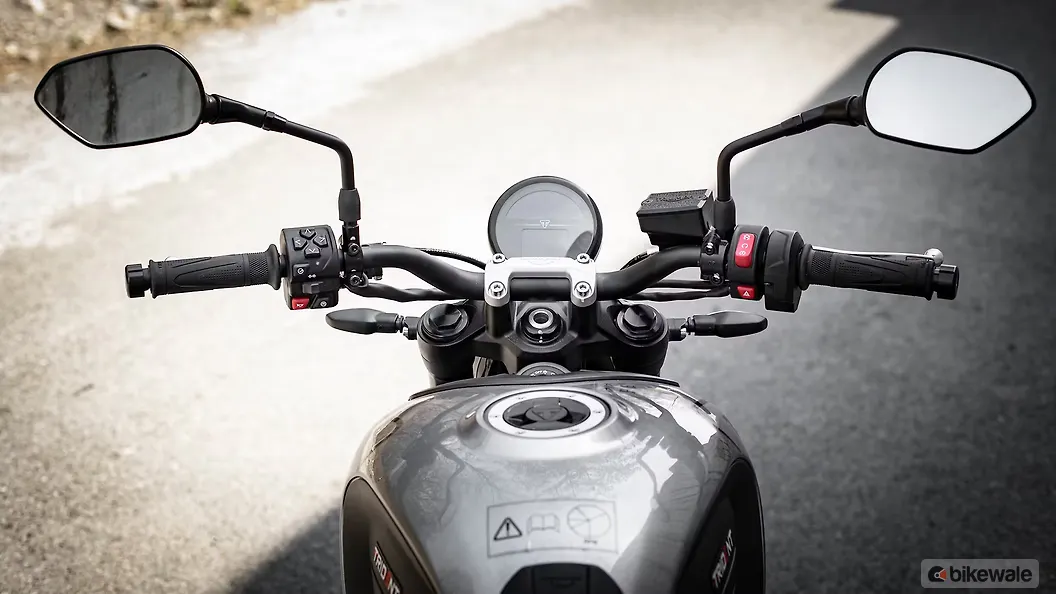 Triumph Trident 660 [2020-2021] Handle Bar Image – BikeWale