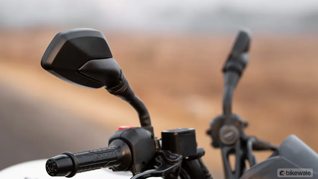 Bajaj Pulsar NS160 Rear View Mirror Image – BikeWale