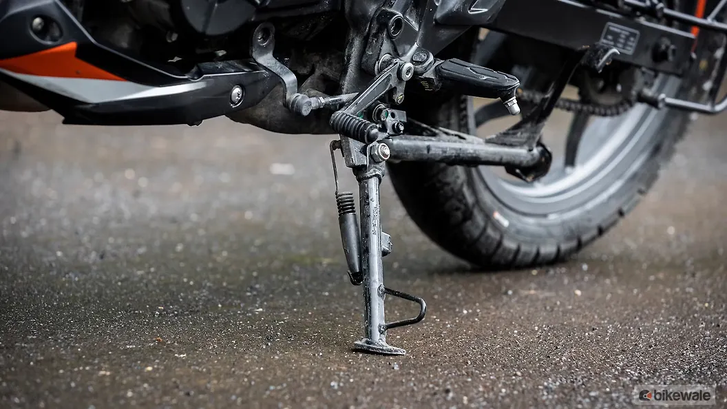 Bajaj Pulsar NS125 Main Stand Image – BikeWale