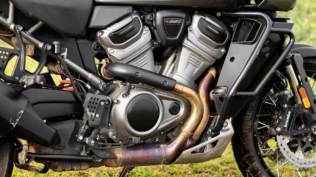Harley-Davidson PAN America 1250 [2022] Engine Crash Guard Image – BikeWale