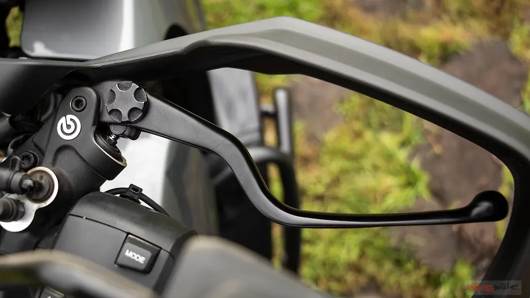 Harley-Davidson PAN America 1250 [2022] Front Brake Lever Image – BikeWale