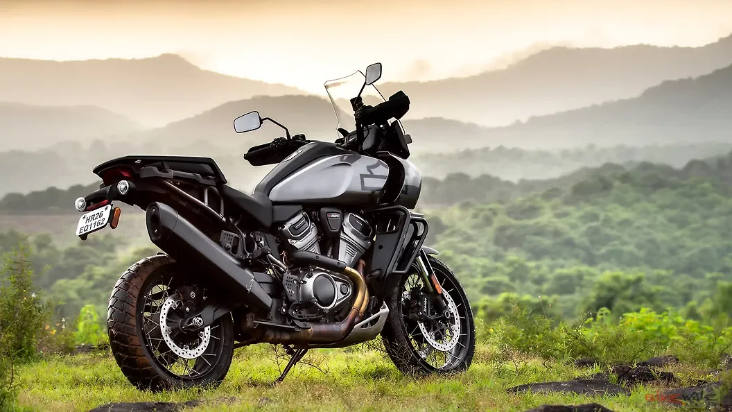 Harley-Davidson PAN America 1250 [2022] Right Front Three Quarter Image ...