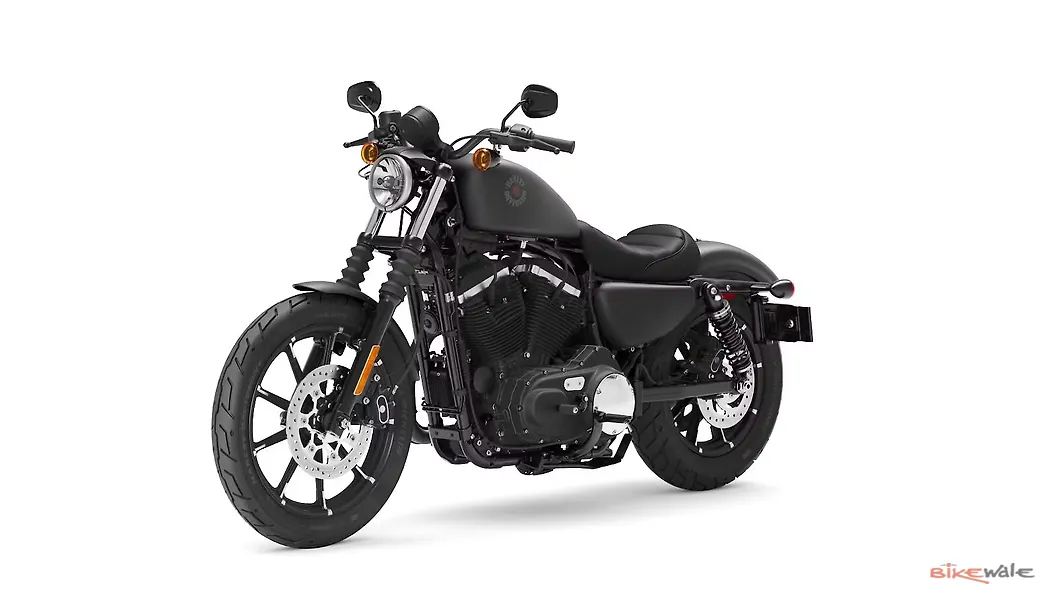 Harley-Davidson Iron 883 Rear View Image – BikeWale