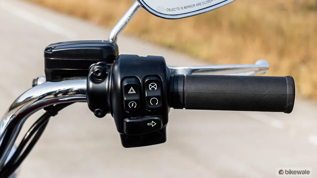 Harley-Davidson Road King Multifunction Switchgear Image – BikeWale