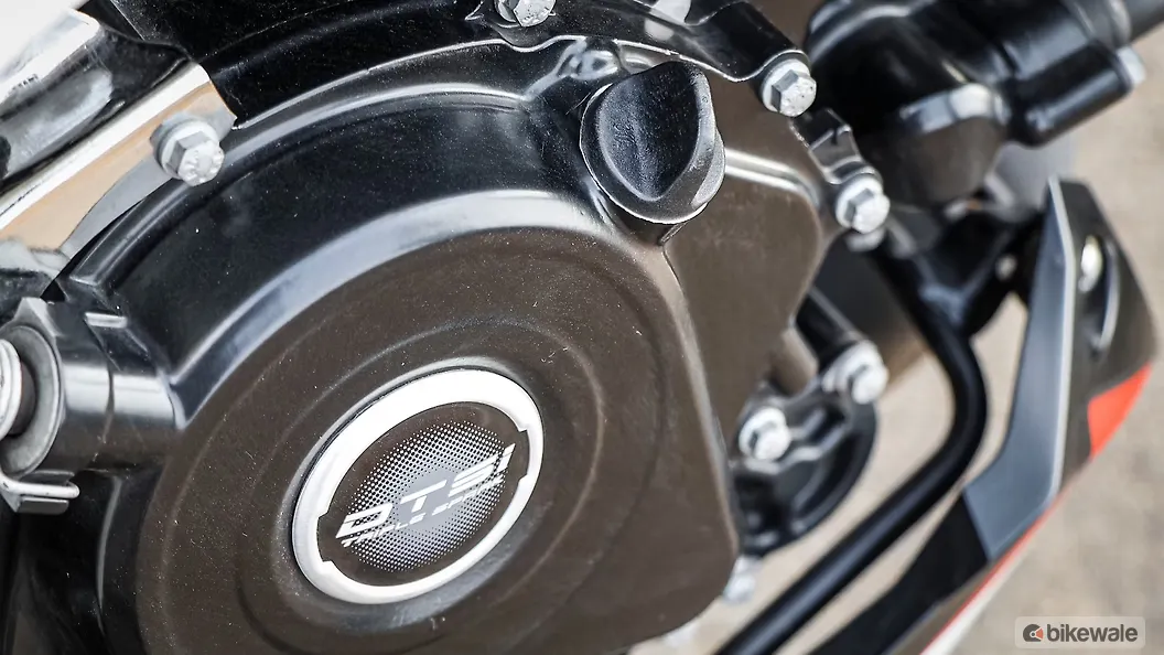 Bajaj Pulsar NS200 Engine Crash Guard Image – BikeWale