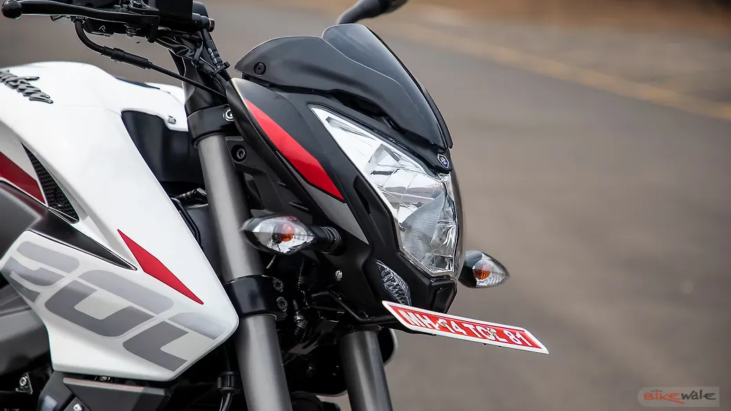 Bajaj Pulsar NS200 Rear View Mirror Image – BikeWale