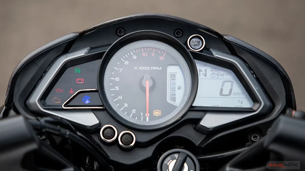 Bajaj Pulsar NS200 Trip Meter Image – BikeWale