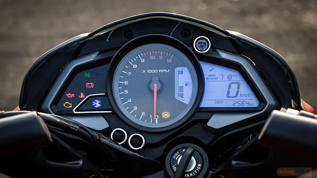 Bajaj Pulsar NS200 TFT / Instrument Cluster Image – BikeWale