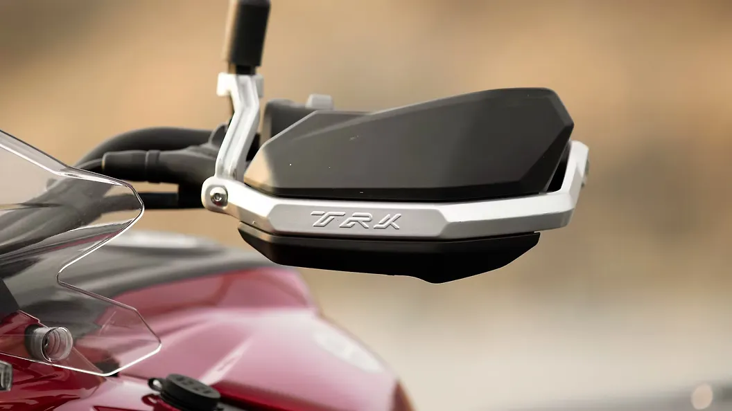 Benelli TRK 502 Hand Guards Image – BikeWale