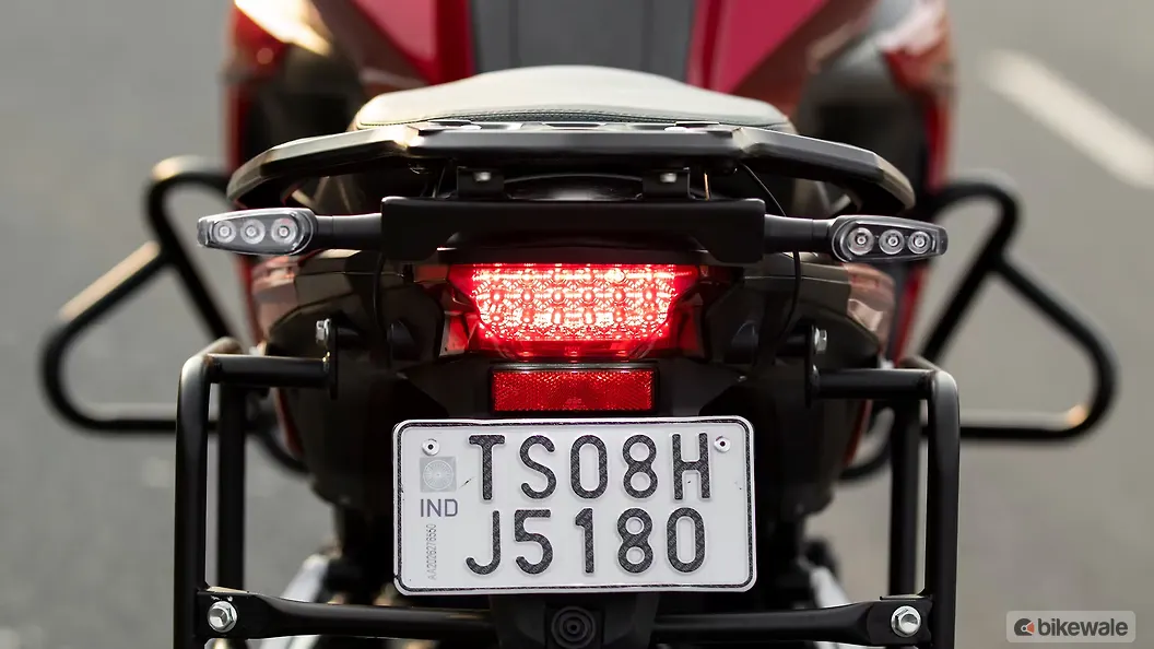Benelli TRK 502 Tail Light Image – BikeWale