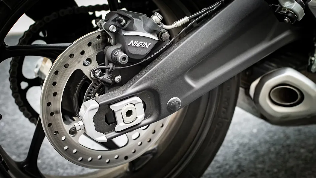 Triumph Trident 660 Rear Disc Brake Image – BikeWale