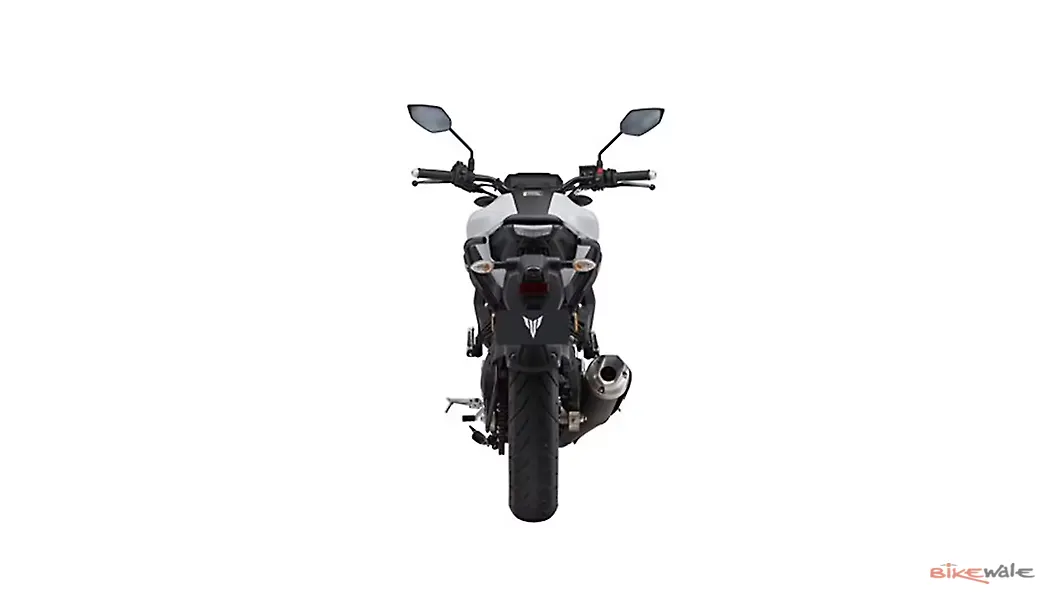 Yamaha MT 15 [2020-2021] Right Side View Image – BikeWale