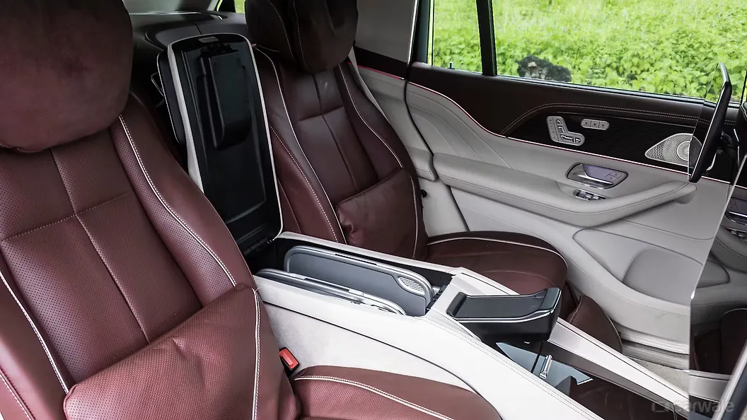 Maybach GLS Rear Row Centre Arm Rest Image, Maybach GLS Photos in India ...