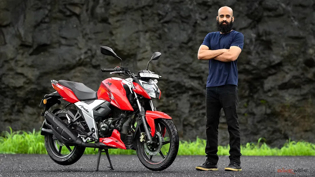 TVS Apache RTR 160 4V Rear Fender Image – BikeWale