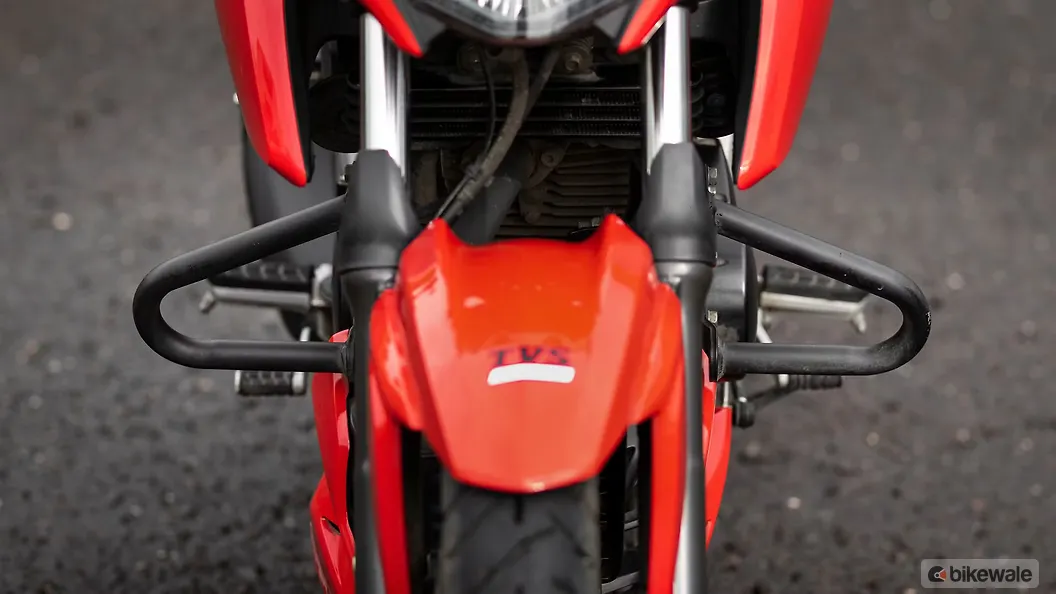 TVS Apache RTR 160 4V Rear View Mirror Image – BikeWale