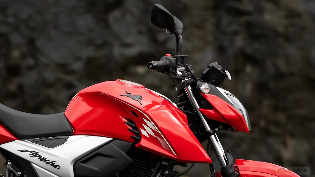 TVS Apache RTR 160 4V Fuel Tank Image – BikeWale